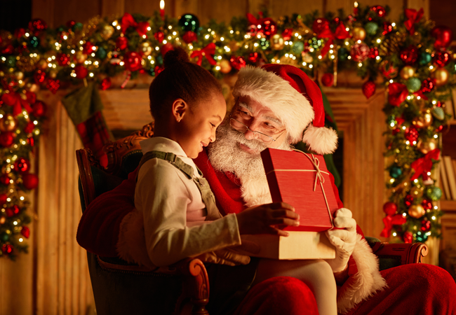 Here’s Where You Can Get a Free Picture With Santa This Year ...